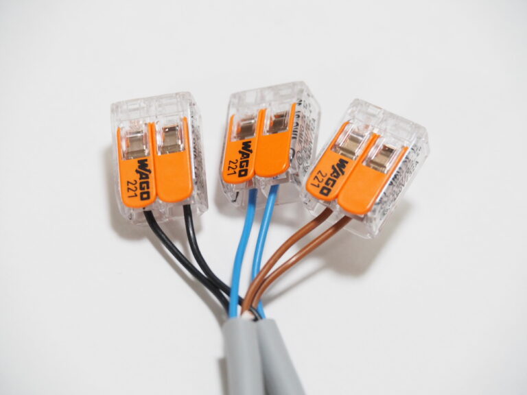 【超便利！】WAGO（ワゴ）ワンタッチコネクターの特徴と使い方について | nabeWorks【なべワークス】